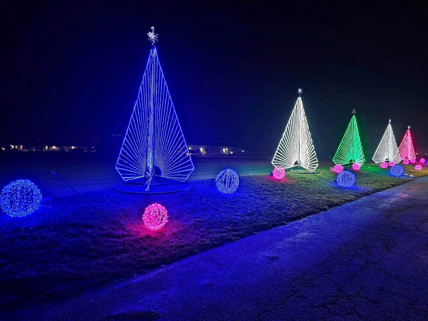 Santa's Rock n' Lights - Geneva - Santas Rock n Lights